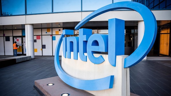 Intel Stock Jumps 10% Amid Potential TSMC, Broadcom Partnerships—Up 18% ...